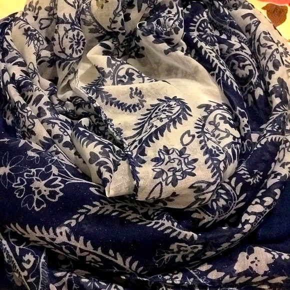 Accessories | Nwot Boho Style Stylish Midnight Bluewhite Scarf | Poshmark